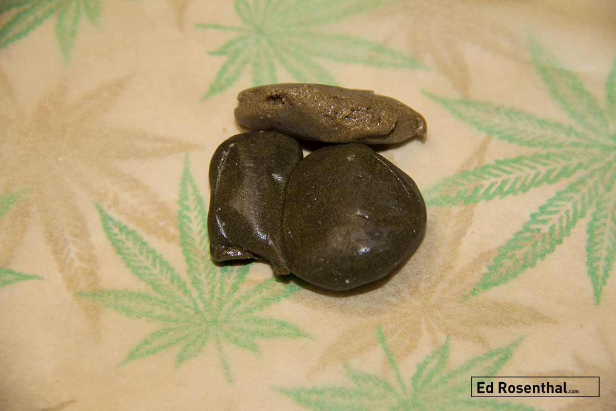 What is Hashish? The Delightful Cannabis Concentrate